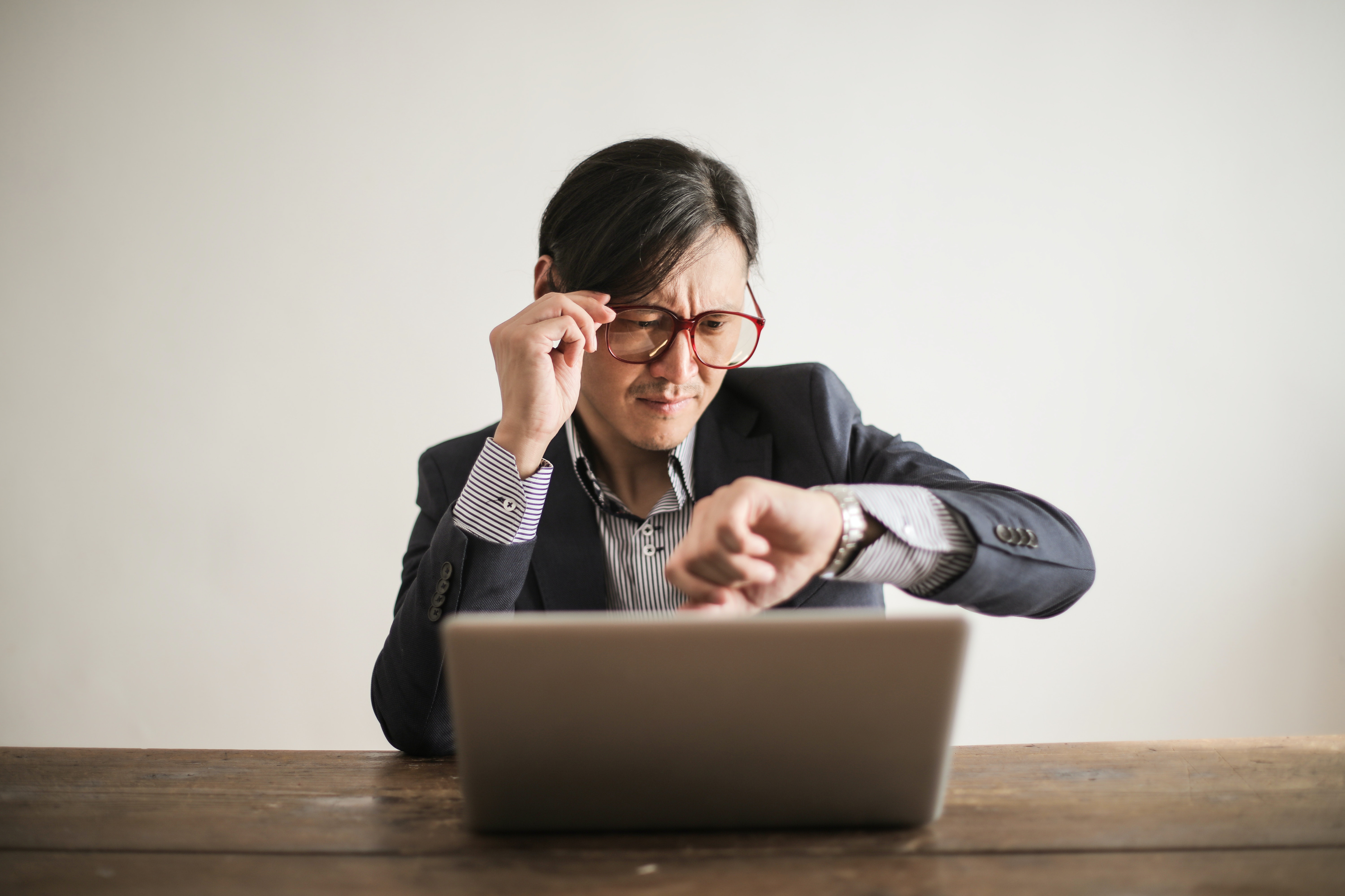 Clocking in and Out: Employee Timekeeping